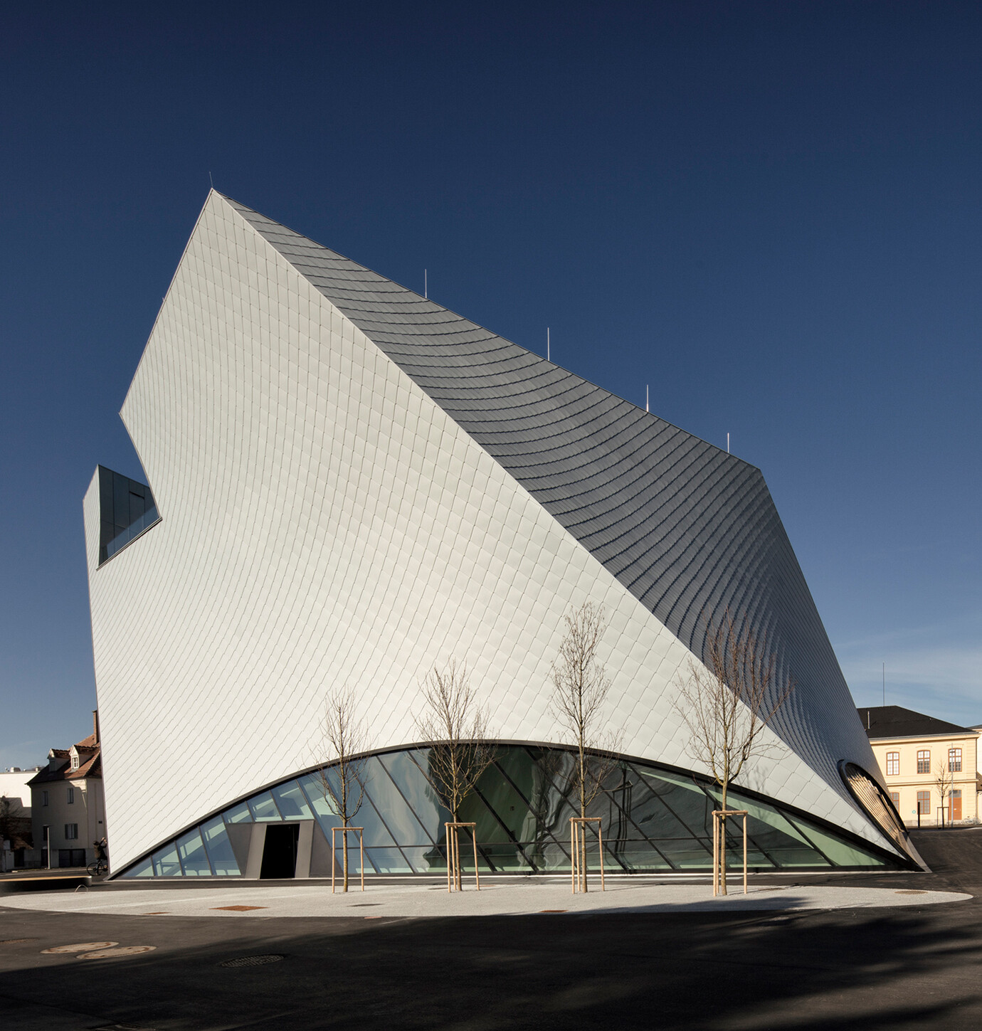 SUPERSYSTEM Outdoor by Zumtobel | STYLEPARK