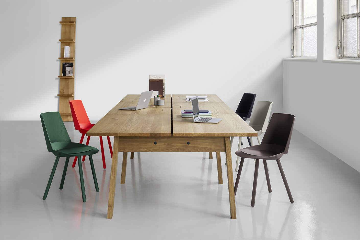 BASIS Workstation von e15 | STYLEPARK