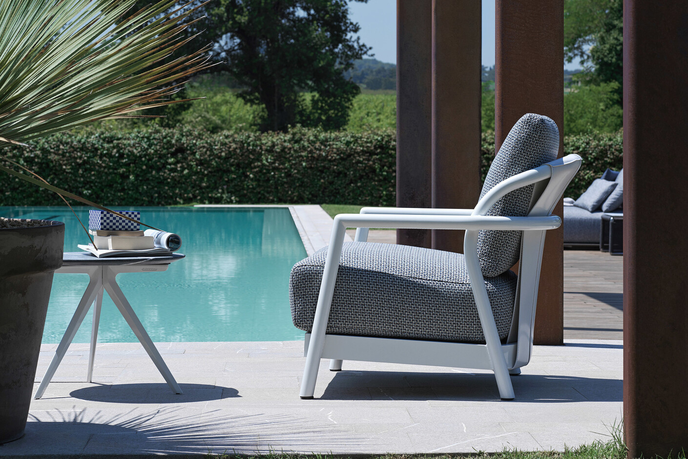 Alison Outdoor armchair by Flexform | STYLEPARK