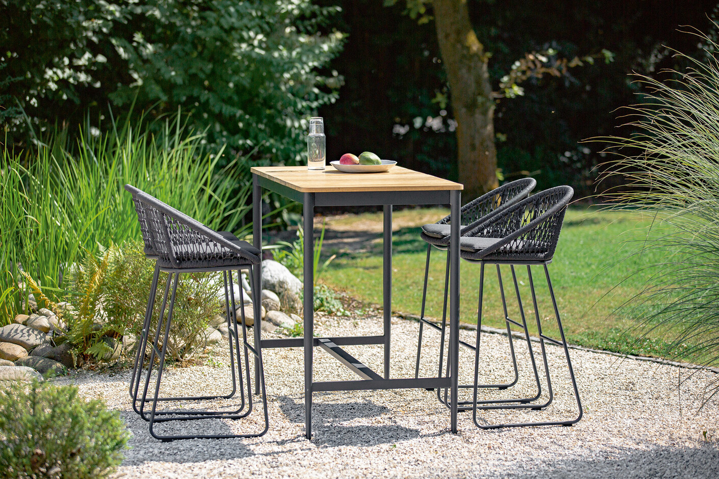 KUTA bar stool by Niehoff Garden | STYLEPARK