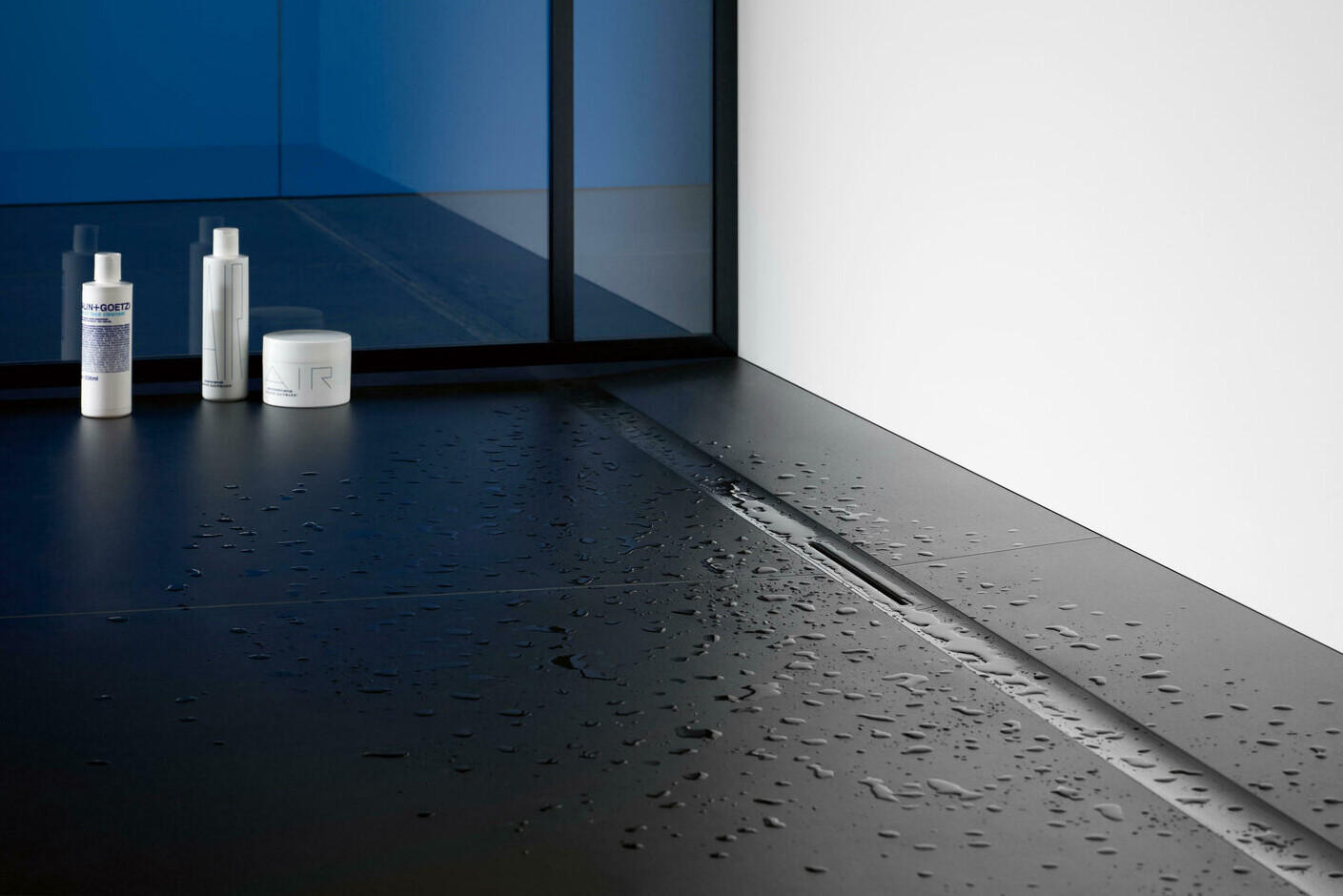 shower channel CeraWall Select by Dallmer | STYLEPARK