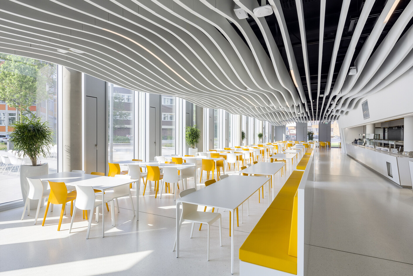 Baffle ceiling by Lindner Group | STYLEPARK