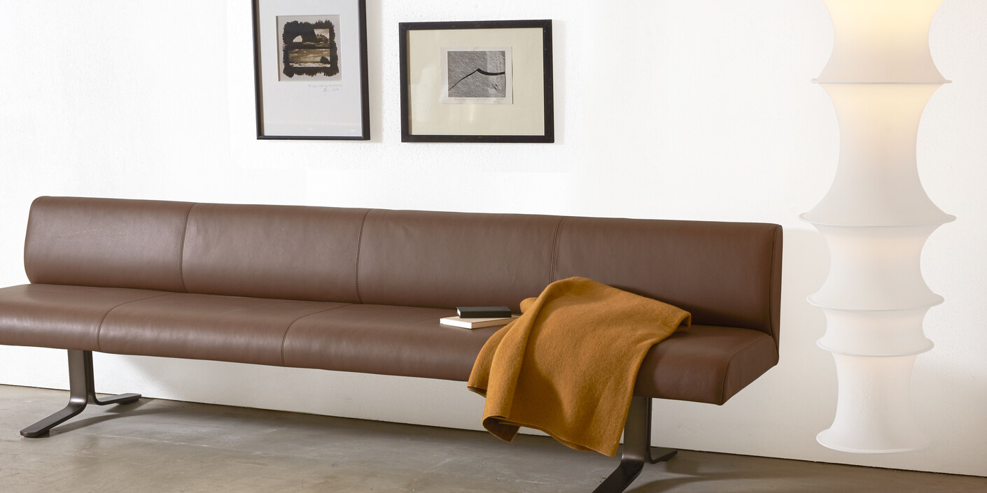 MOUNT bench by [more] | STYLEPARK