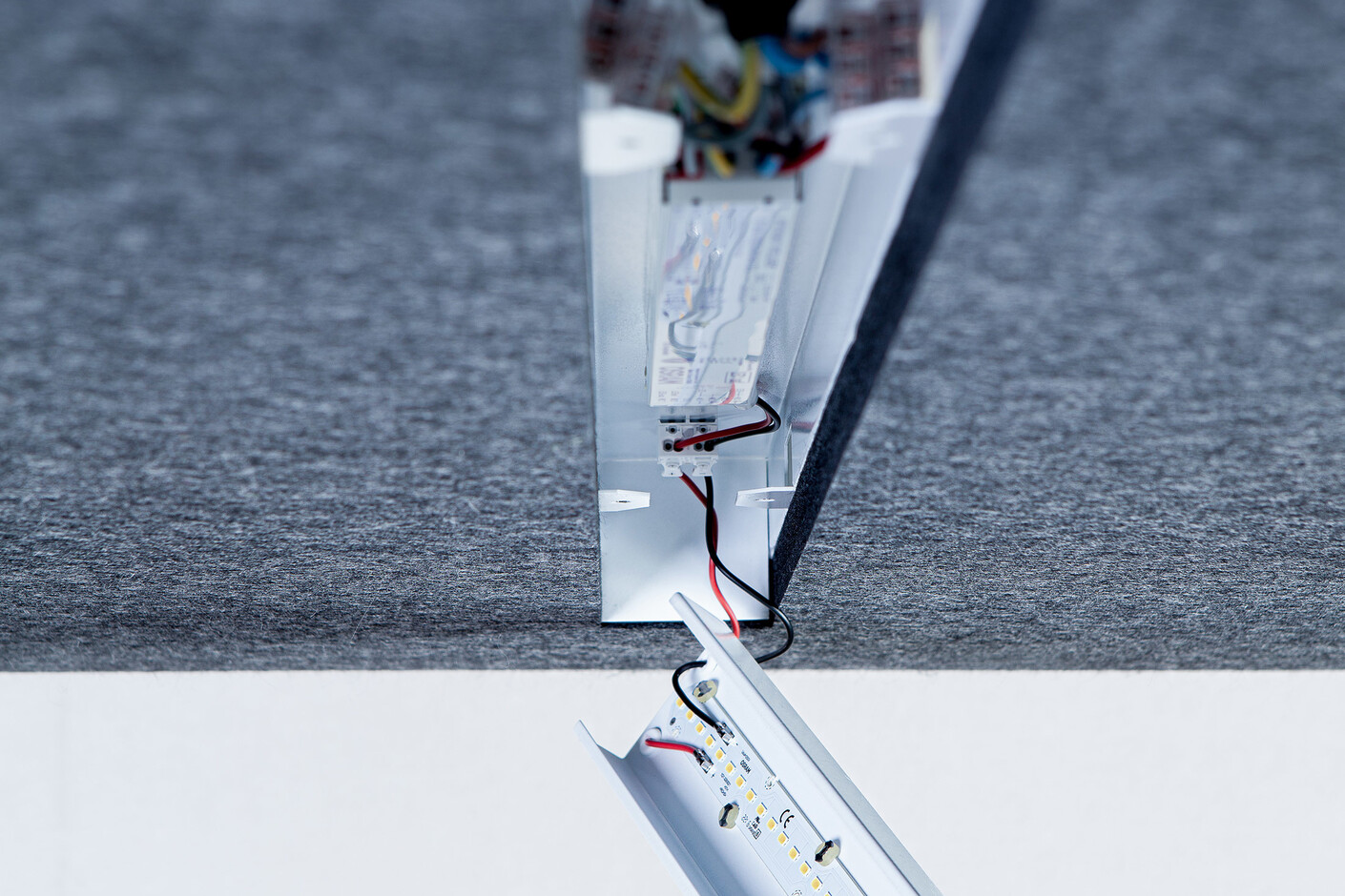 EchoLED® LINEAR by ECHOJAZZ | STYLEPARK