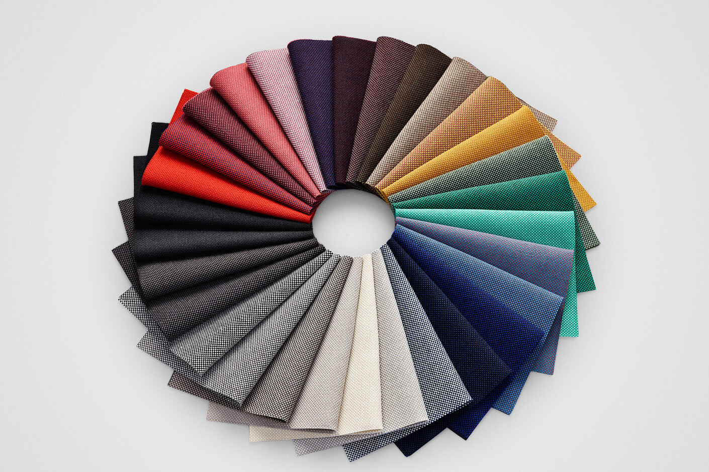 Field 2 by Kvadrat | STYLEPARK