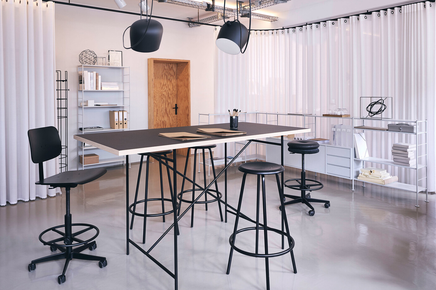 Mr. Square high von Richard Lampert | STYLEPARK