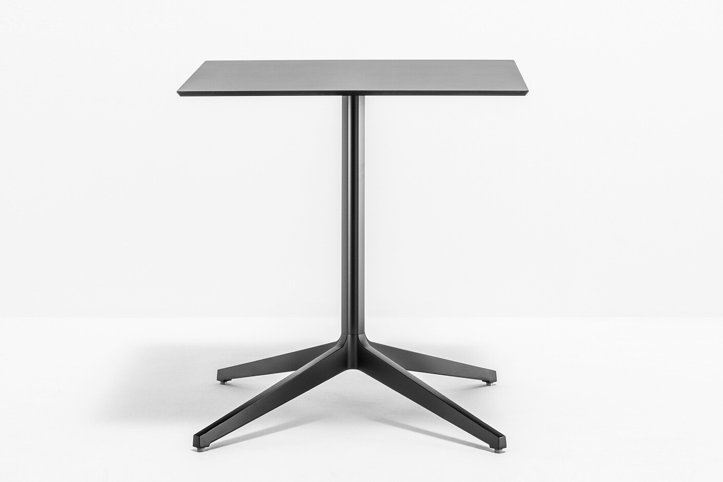 YPSILON 4 4795 by Pedrali | STYLEPARK