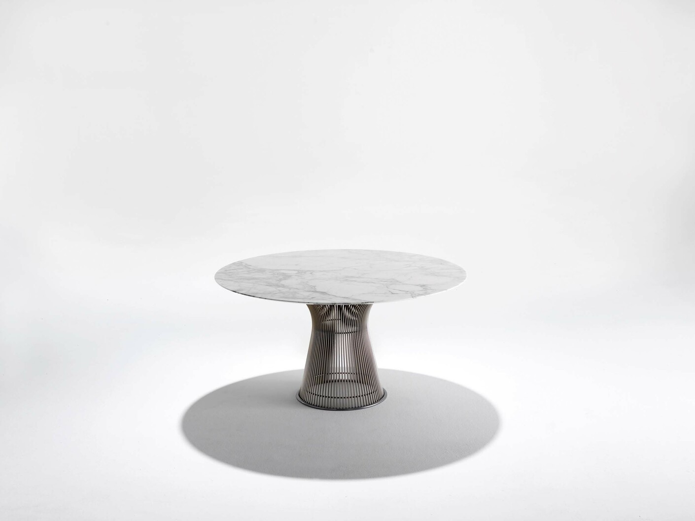 Platner Dining Table by Knoll | STYLEPARK