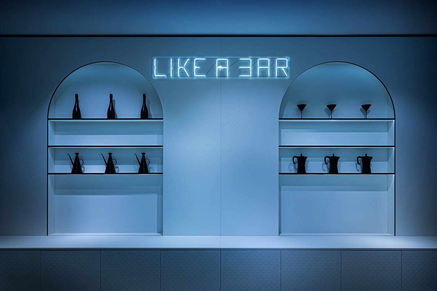 Cleaf: Installation "Like a bar" zeigt Vielfalt des Sortiments | STYLEPARK