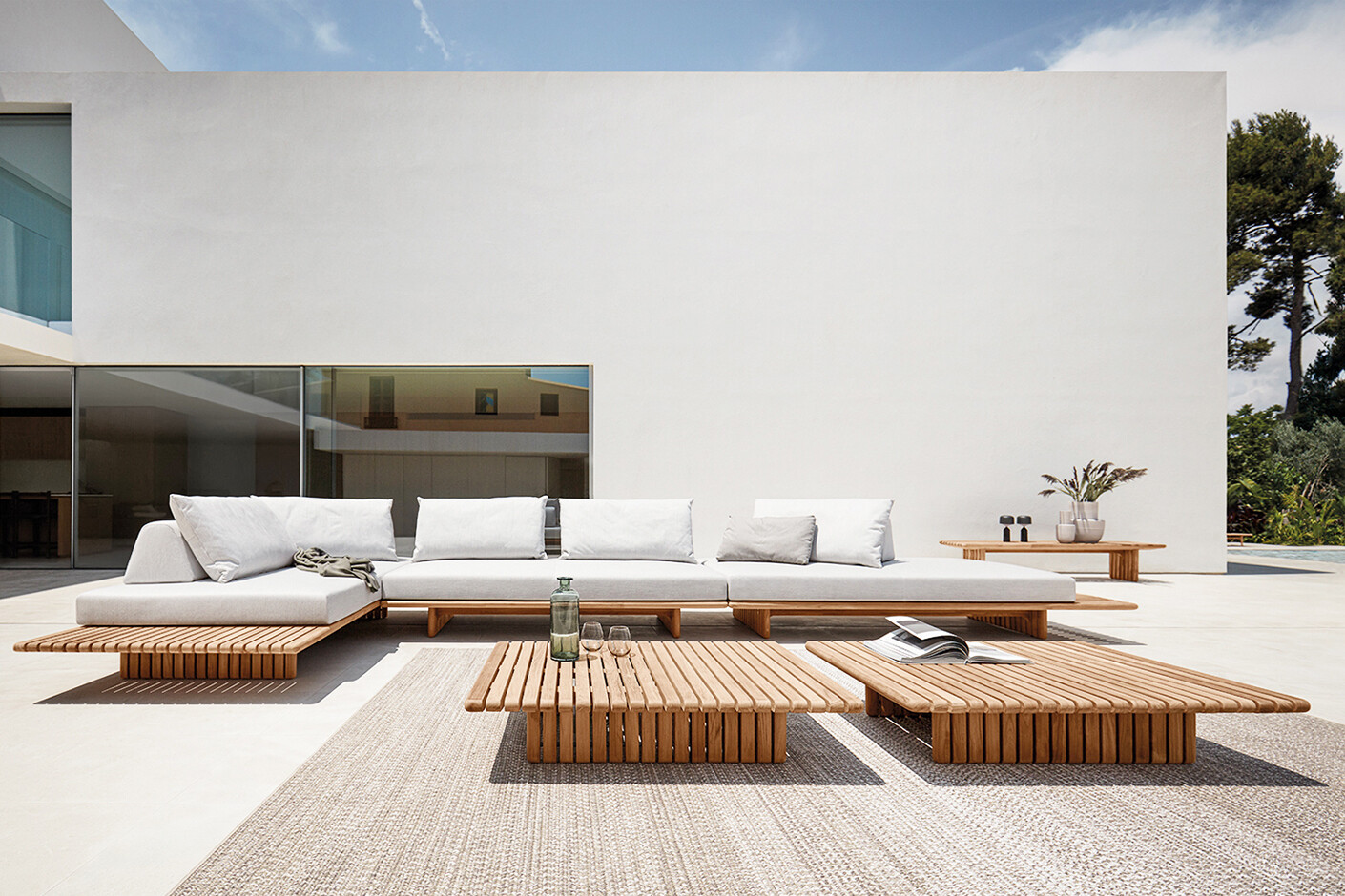 Gloster: "Deck" collection in teak by Henrik Pedersen | STYLEPARK