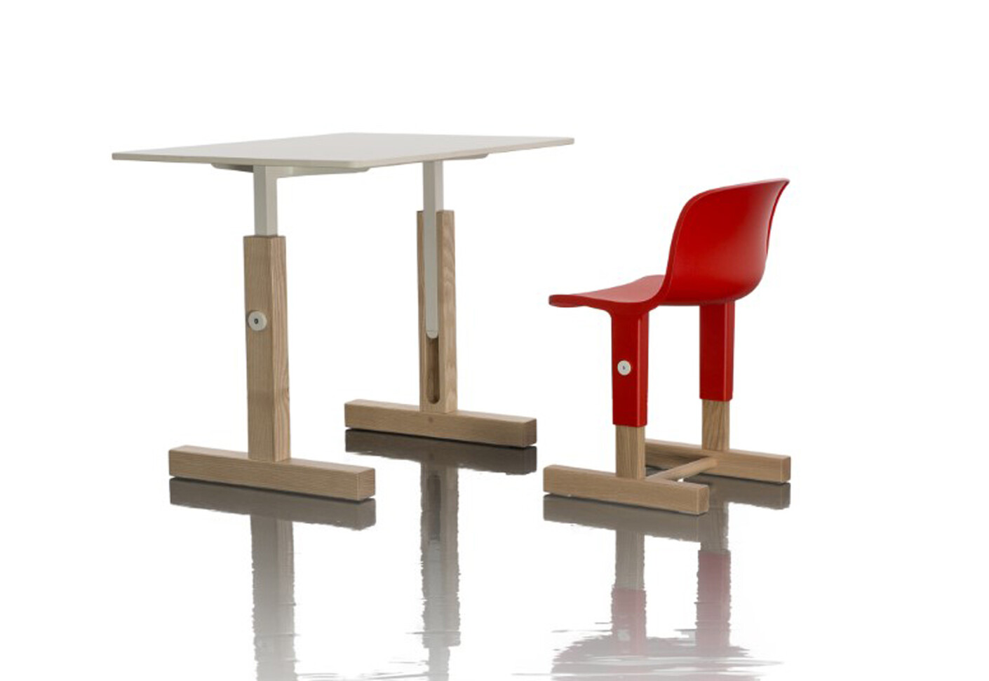 Little BIG table by Magis | STYLEPARK
