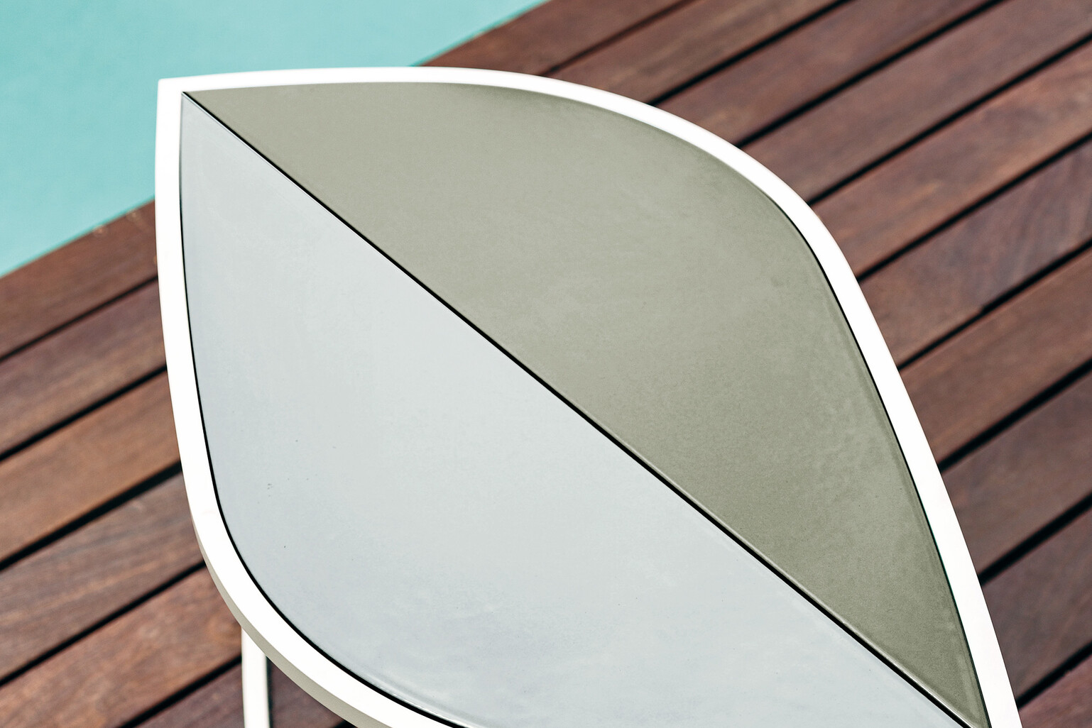 LEAF side and coffee tables by Roda | STYLEPARK