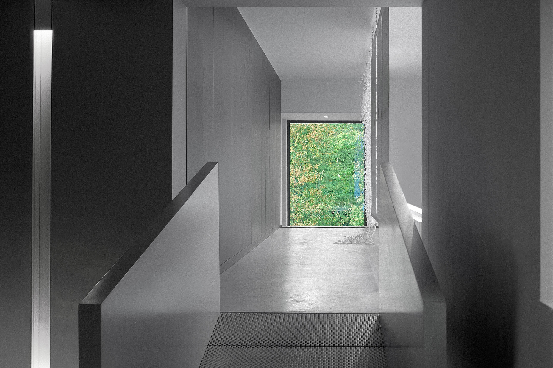 Dolma 80 up & down light by Kreon | STYLEPARK