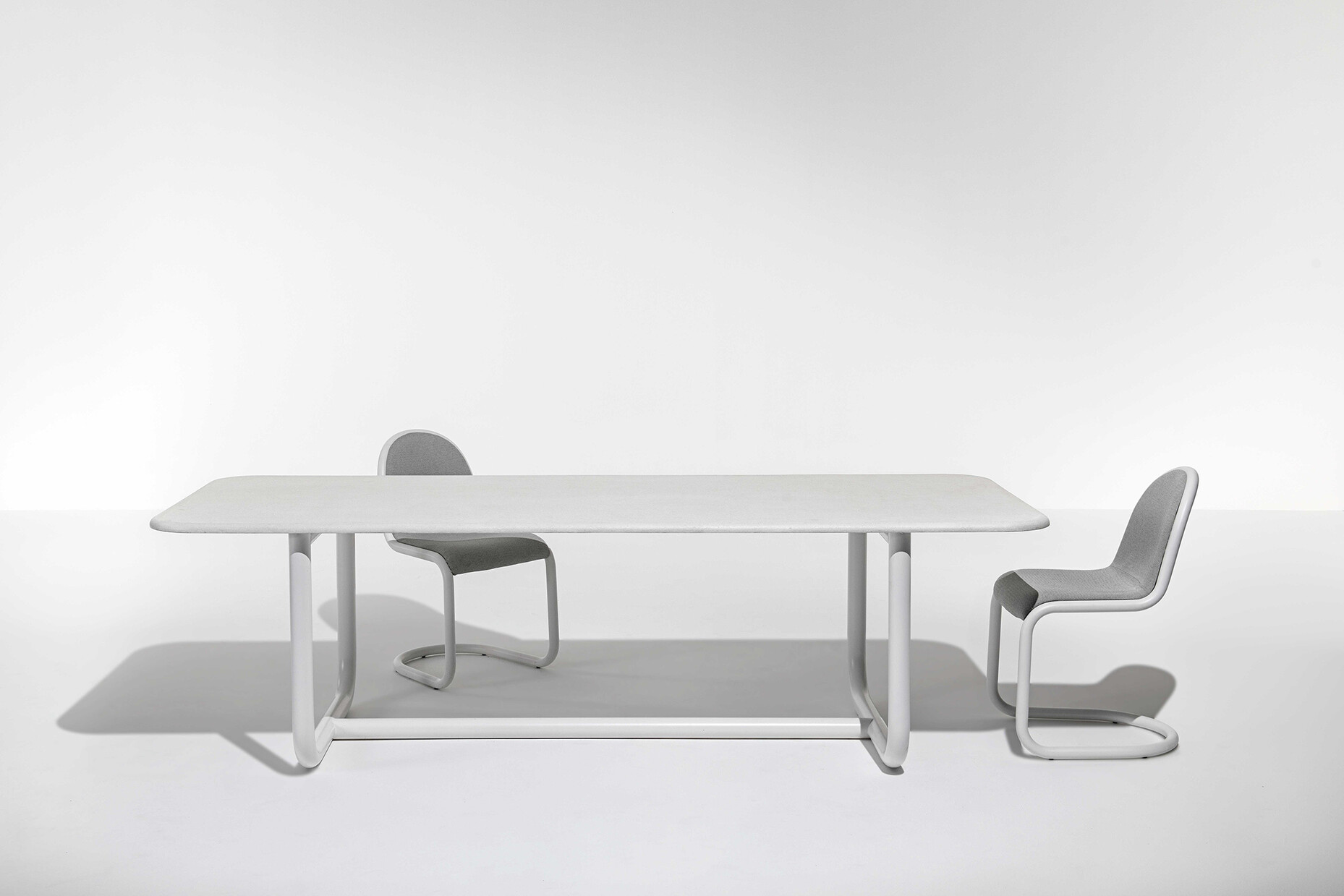 Strong table by Desalto | STYLEPARK