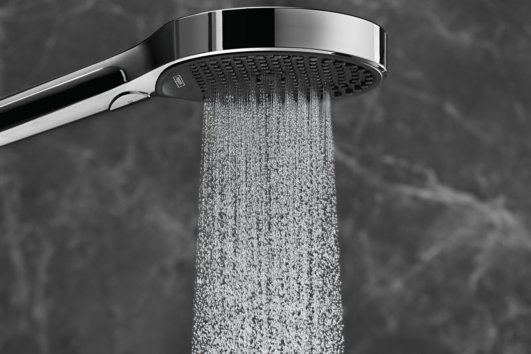 Rainfinity round hand shower by Hansgrohe | STYLEPARK
