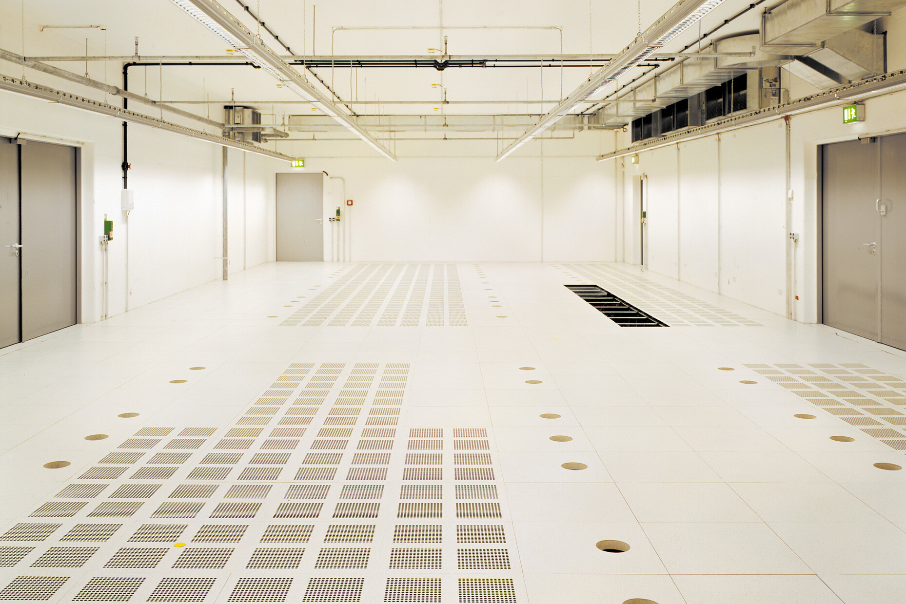 NORTEC raised floors by Lindner Group | STYLEPARK