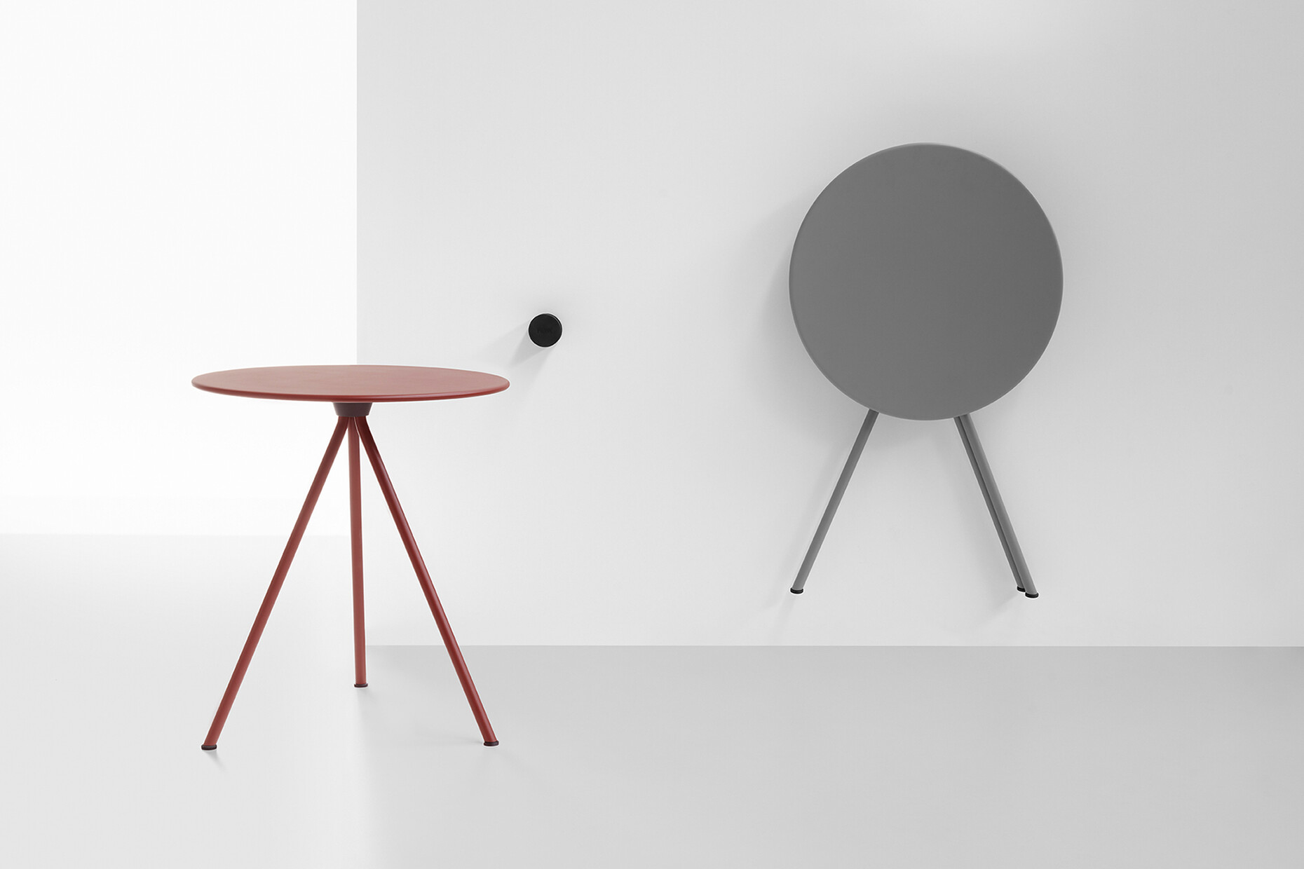 Plank: Folding table "Randevu" by Cisotti + Laube design | STYLEPARK