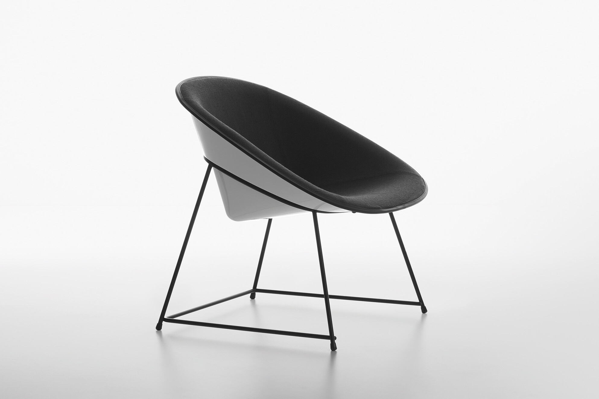Cup lounge chair by Plank | STYLEPARK