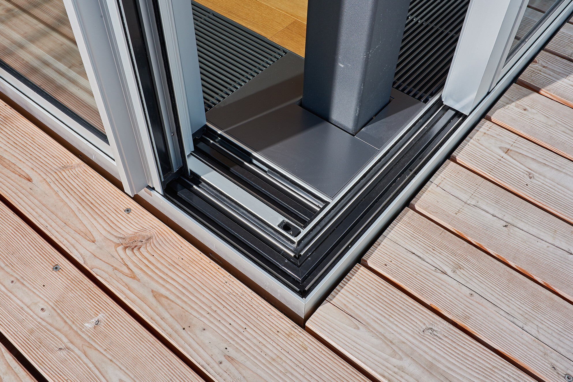 cero sliding window by Solarlux | STYLEPARK