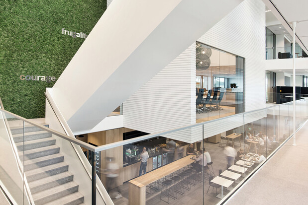 Zinta - Waiting by Arper | STYLEPARK