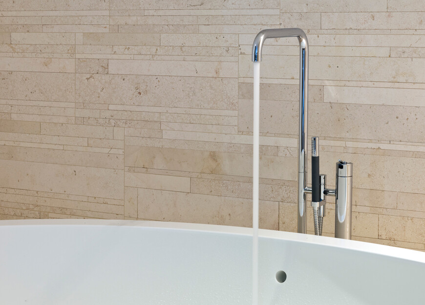 Armaturen von Vola im Roomers Hotel in Baden-Baden | STYLEPARK