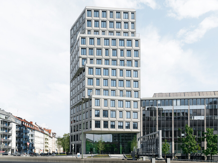 Rieder's panels at the the façade of a new Munich office building ...