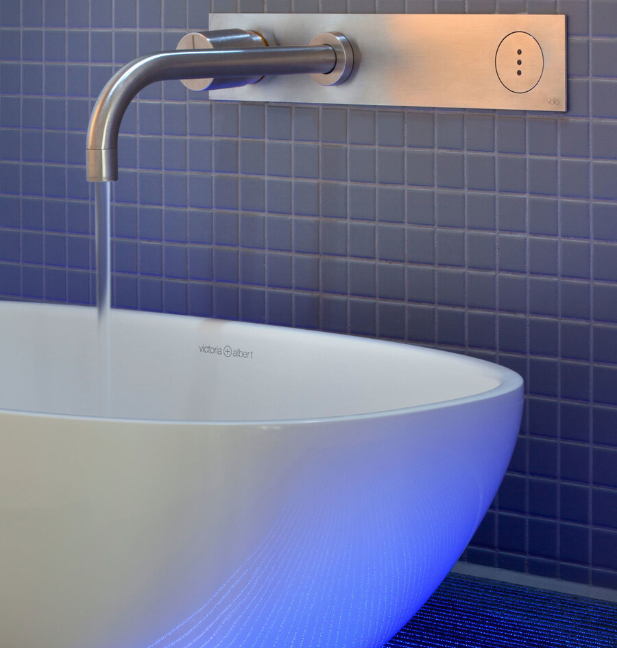 Armaturen von Vola im Roomers Hotel in Baden-Baden | STYLEPARK