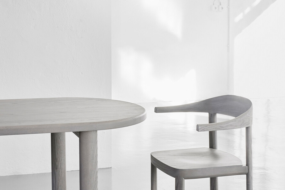 Curv Table by STATTMANN | STYLEPARK