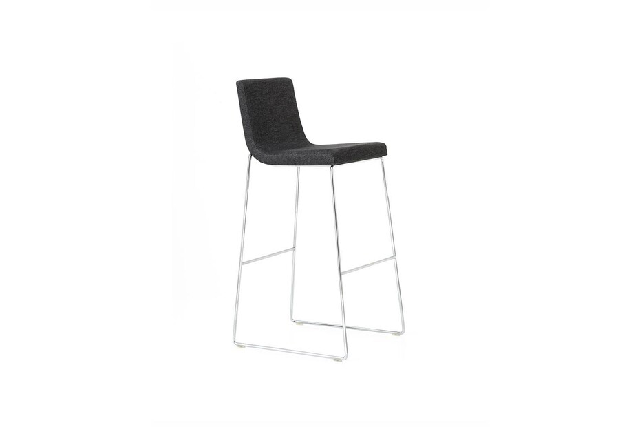 Lineal Comfort stool by Andreu World | STYLEPARK