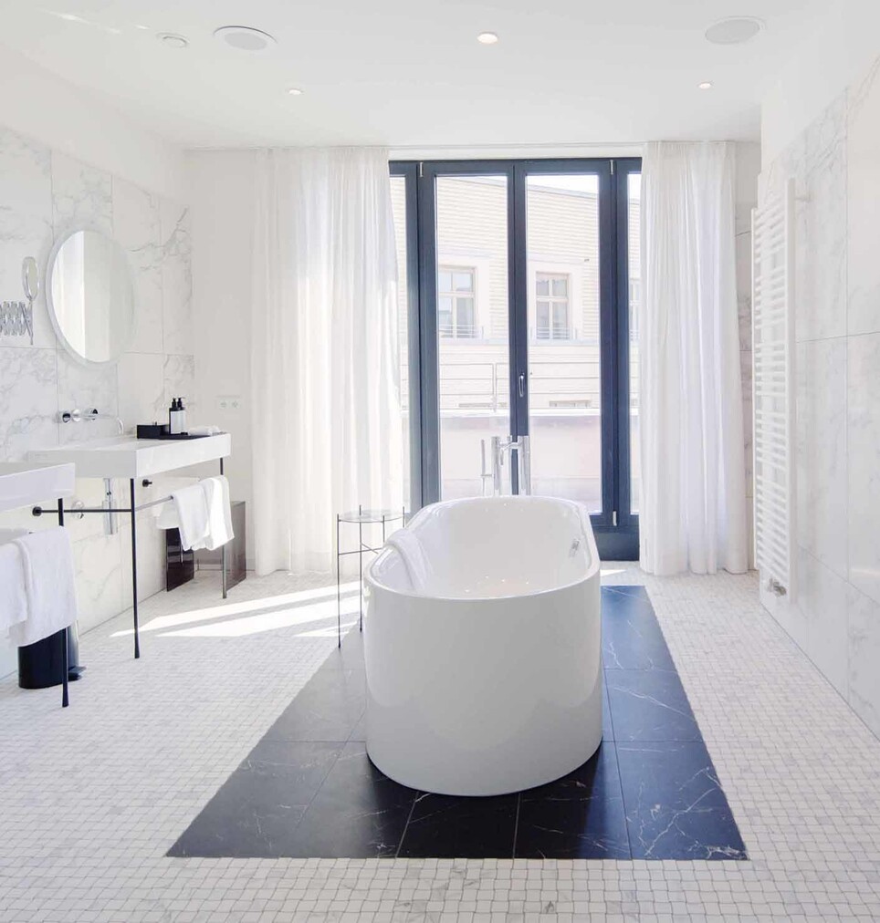 BETTELUX OVAL SILHOUETTE by Bette | STYLEPARK