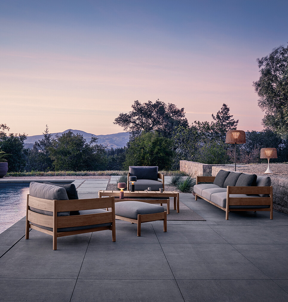 Arbor stool/table by Gloster Furniture | STYLEPARK