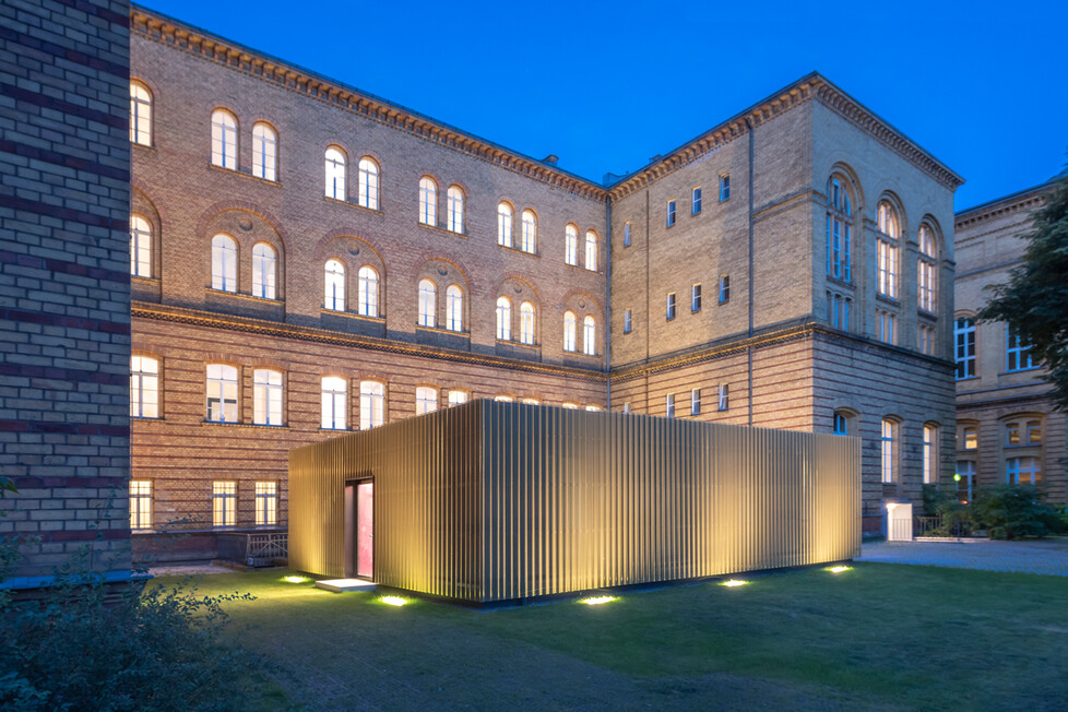 TECU® CLASSIC, Servicestation Theresienwiese, Munich, Germany by KME ...