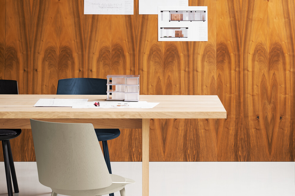 ASHIDA by e15 | STYLEPARK