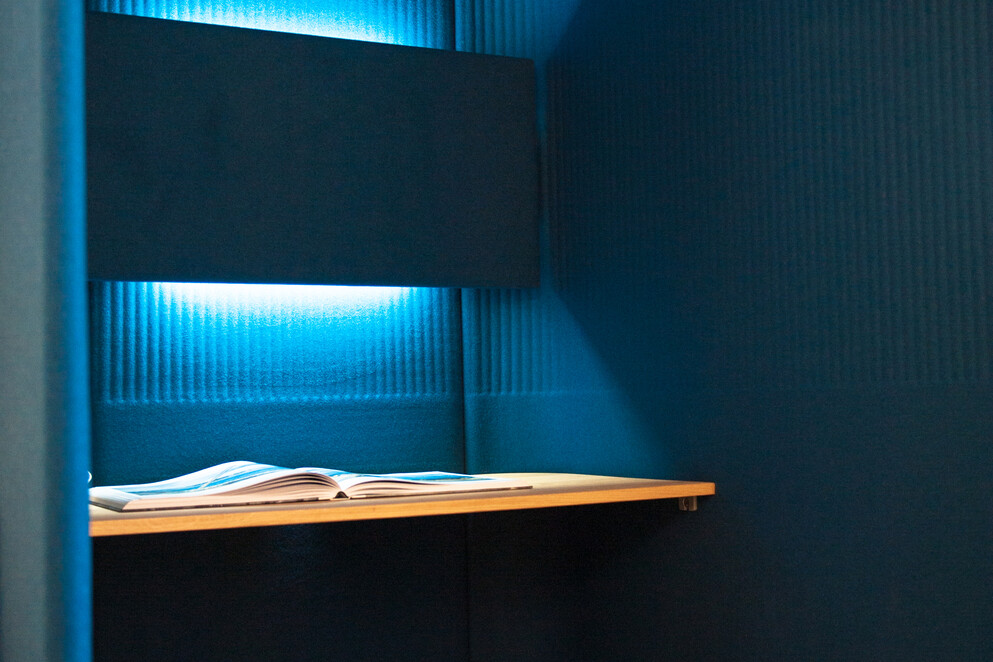 BuzziBooth by BuzziSpace | STYLEPARK