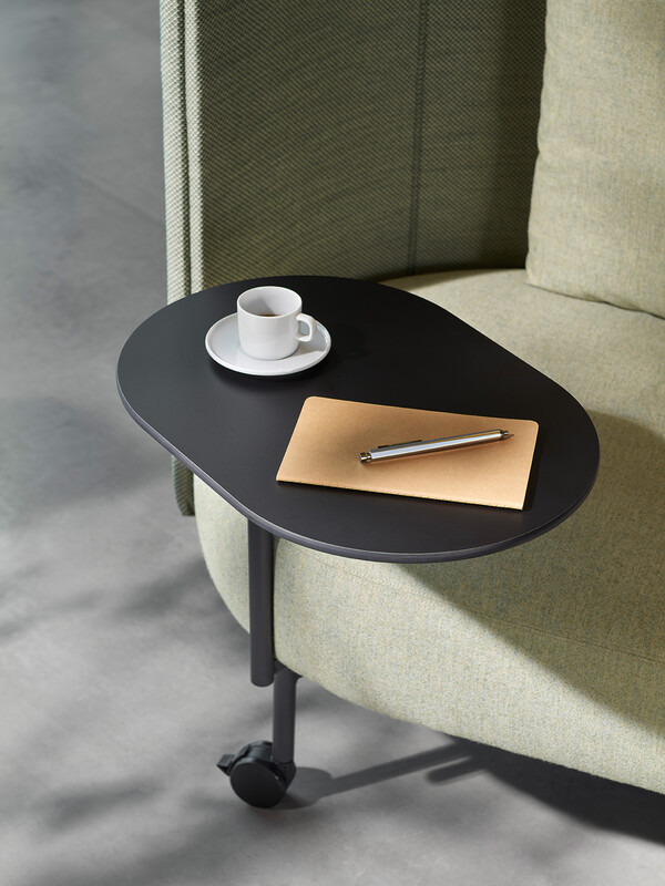 Brunner: Flexible "oval" lounge system by jehs+laub | STYLEPARK