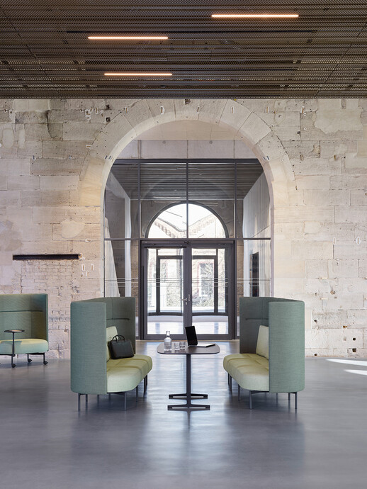 Brunner: Flexible "oval" lounge system by jehs+laub | STYLEPARK