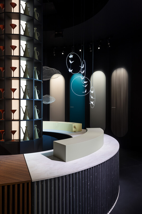 Cleaf: "Like a bar" installation shows diversity of the products | STYLEPARK