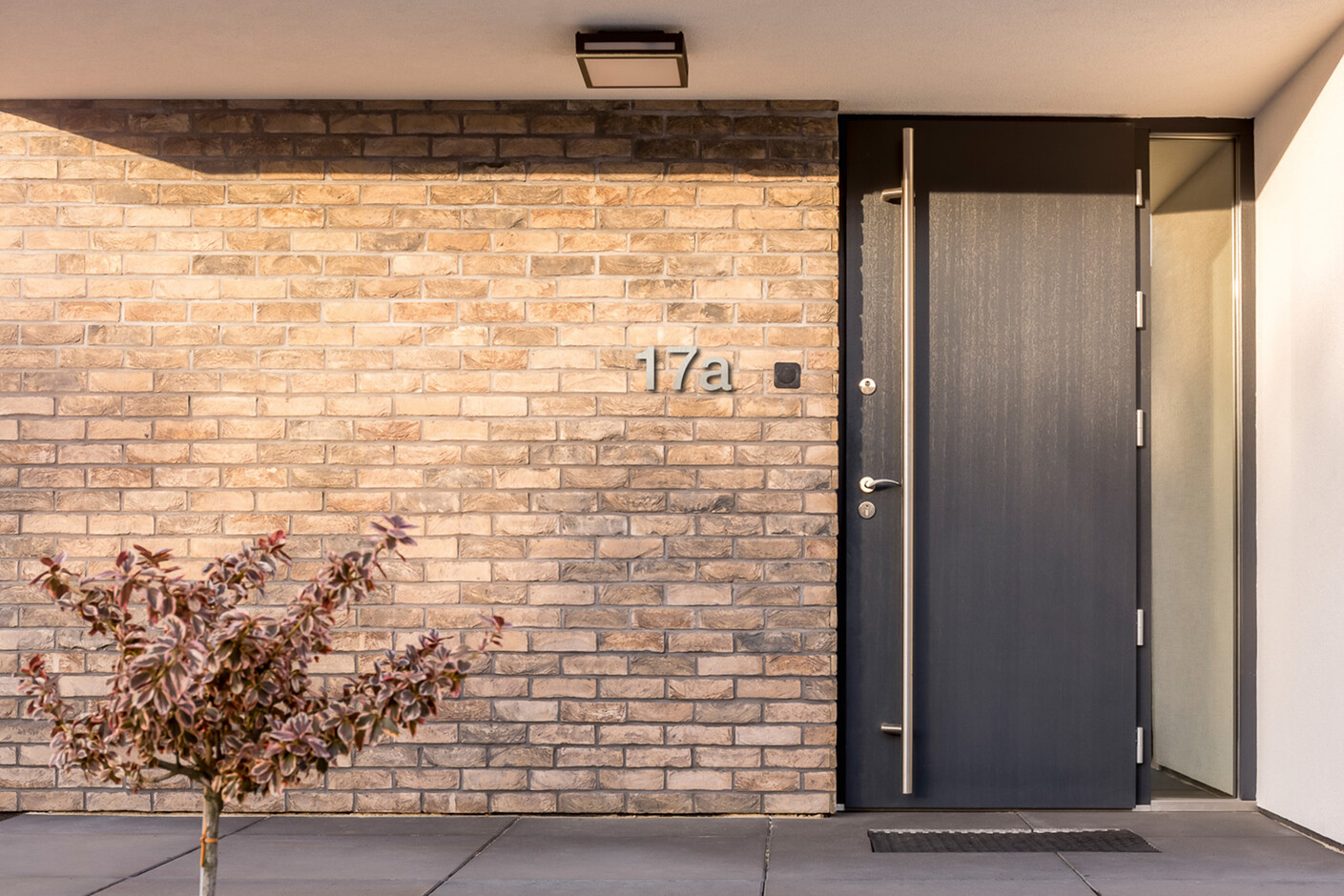 House numbers and labelling by PHOS | STYLEPARK