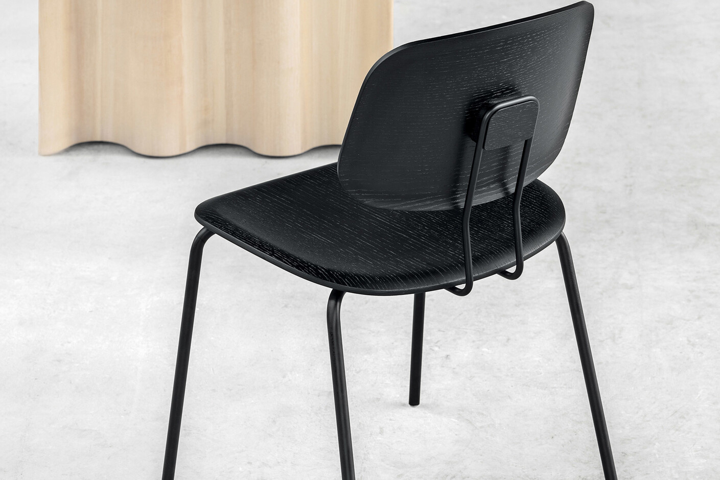 Okito Ply Dining - Wooden seat by Zeitraum | STYLEPARK