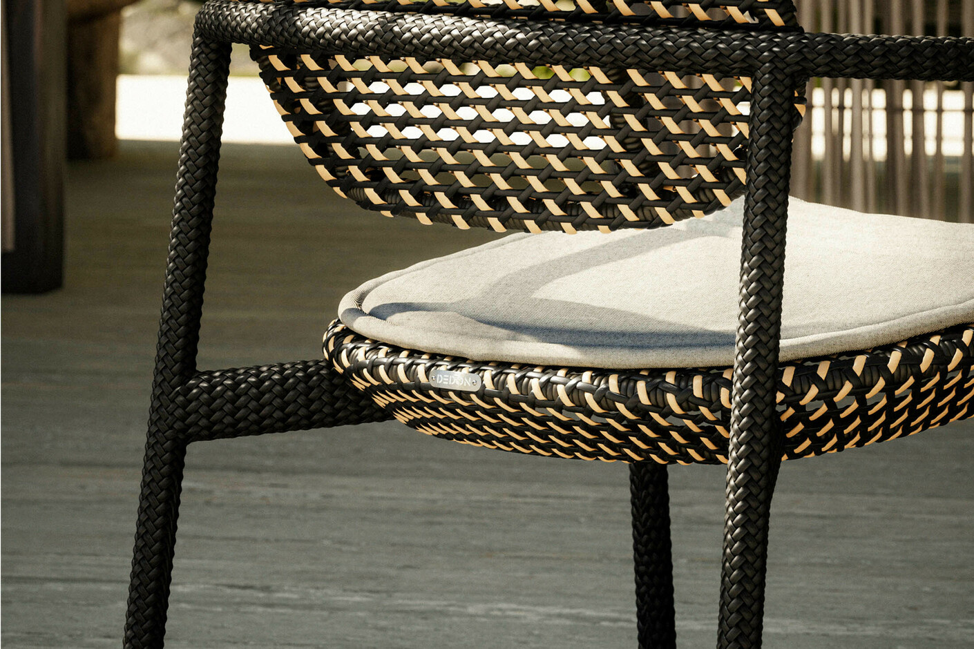 ROII Lounge chair by DEDON | STYLEPARK