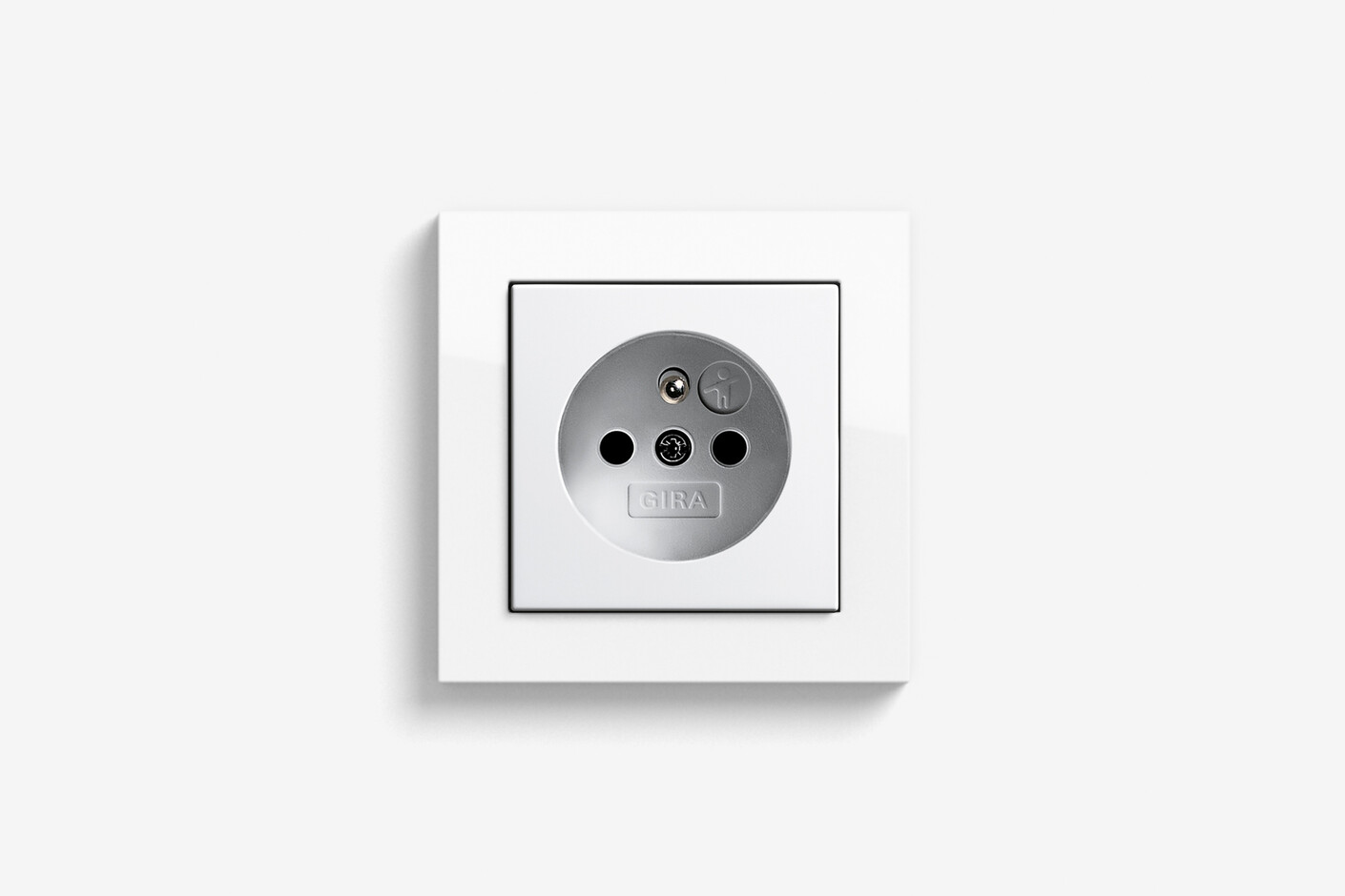 E2 international socket outlets by Gira | STYLEPARK
