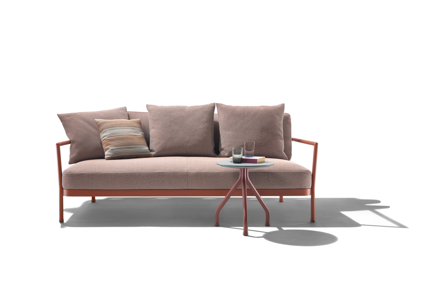 Camargue sofa by Flexform | STYLEPARK