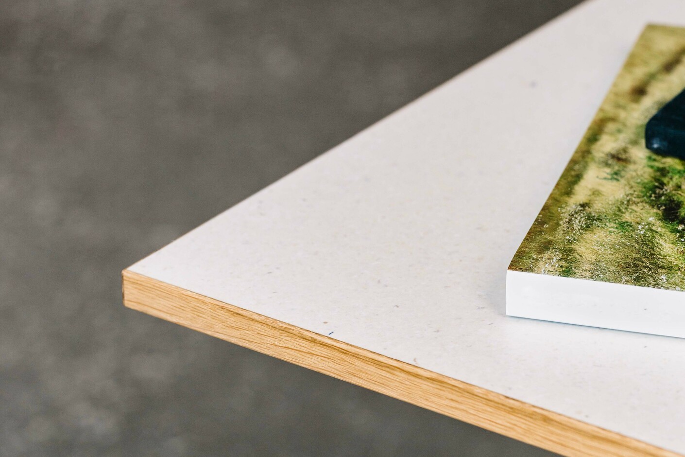 Textile Tabletop by Kvadrat | STYLEPARK