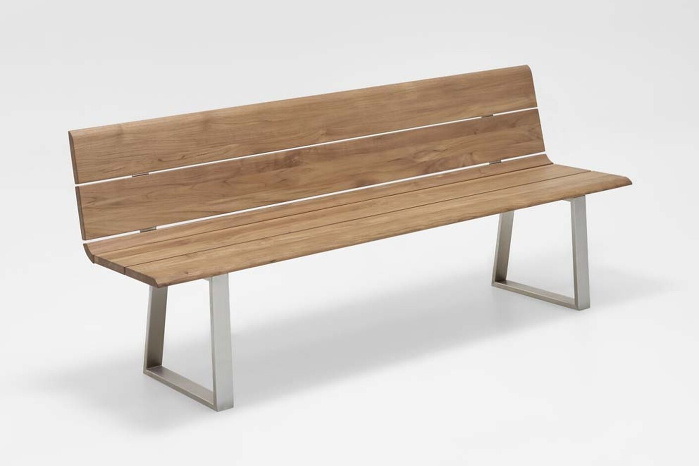 NOVA bench by Niehoff Garden | STYLEPARK