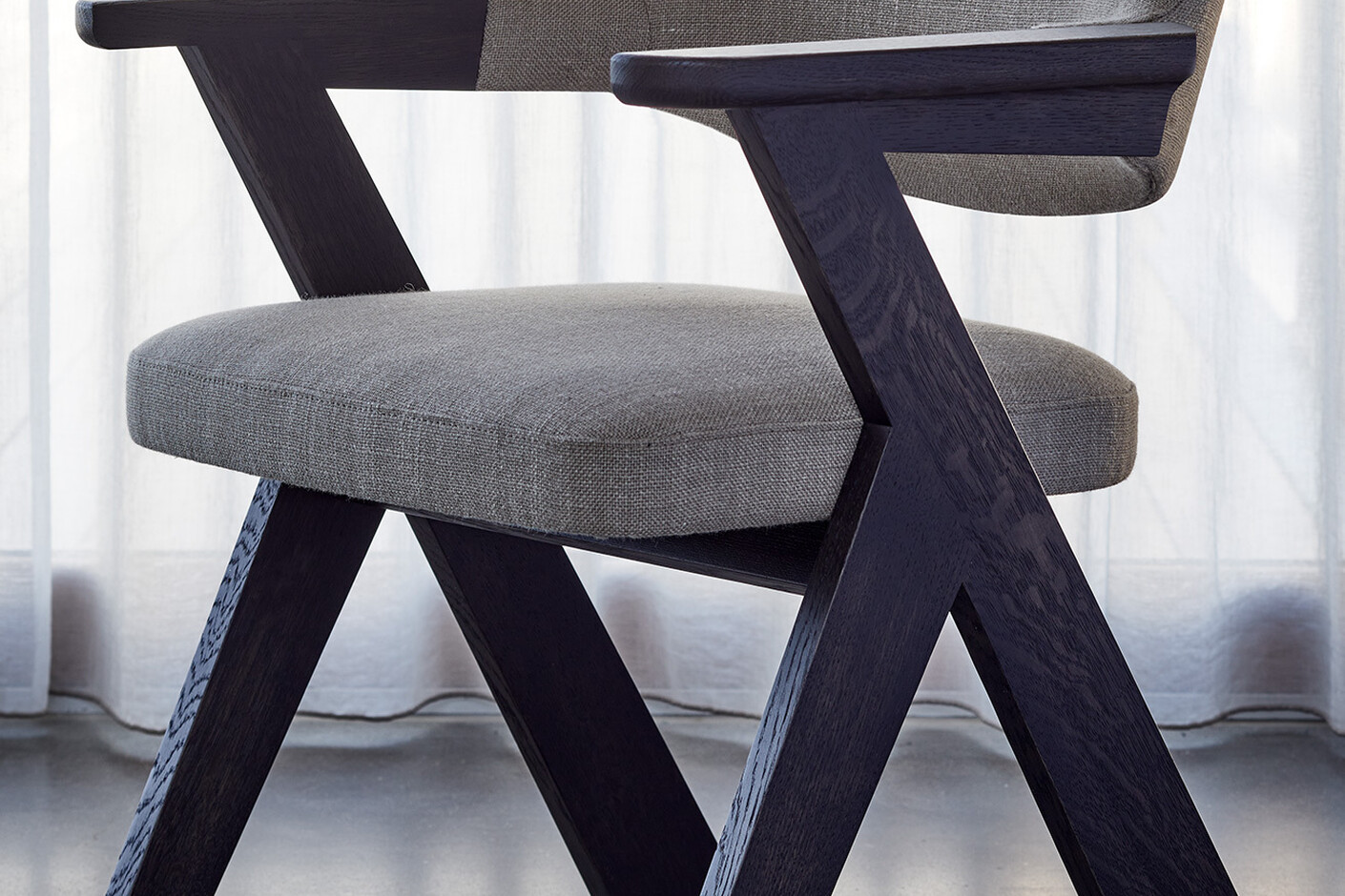 YAN chair by [more] | STYLEPARK