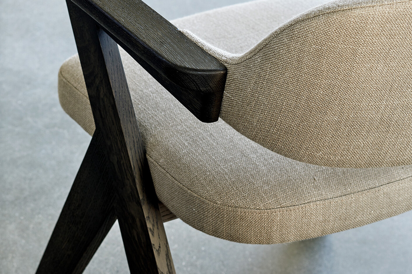 YAN chair by [more] | STYLEPARK