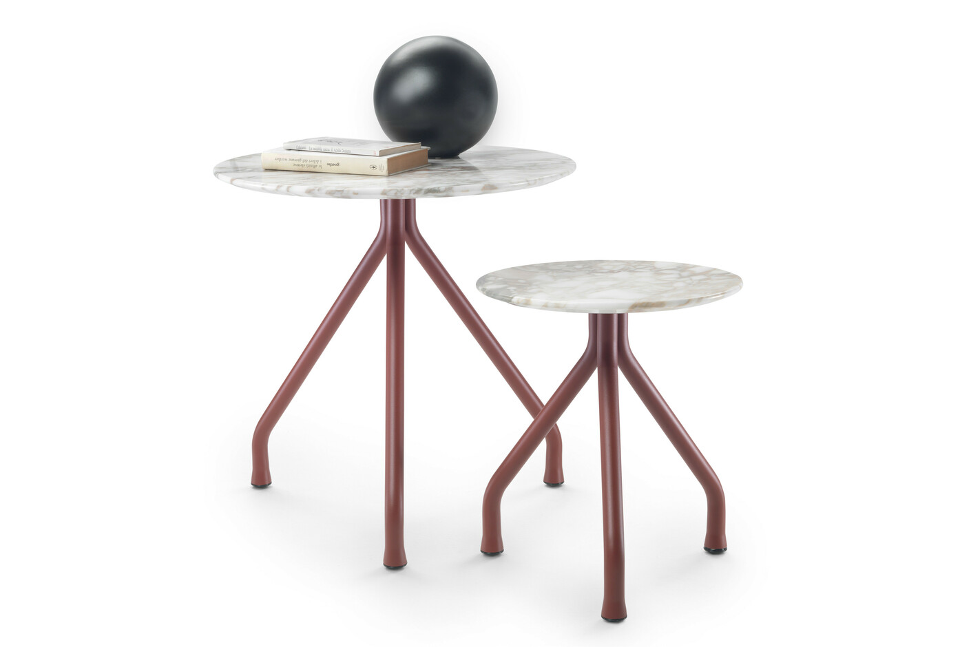 Academy coffee and side tables by Flexform | STYLEPARK