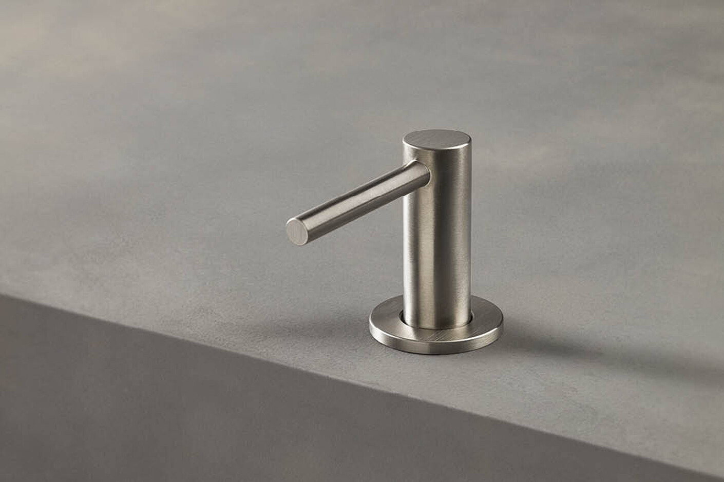 T36 by VOLA | STYLEPARK