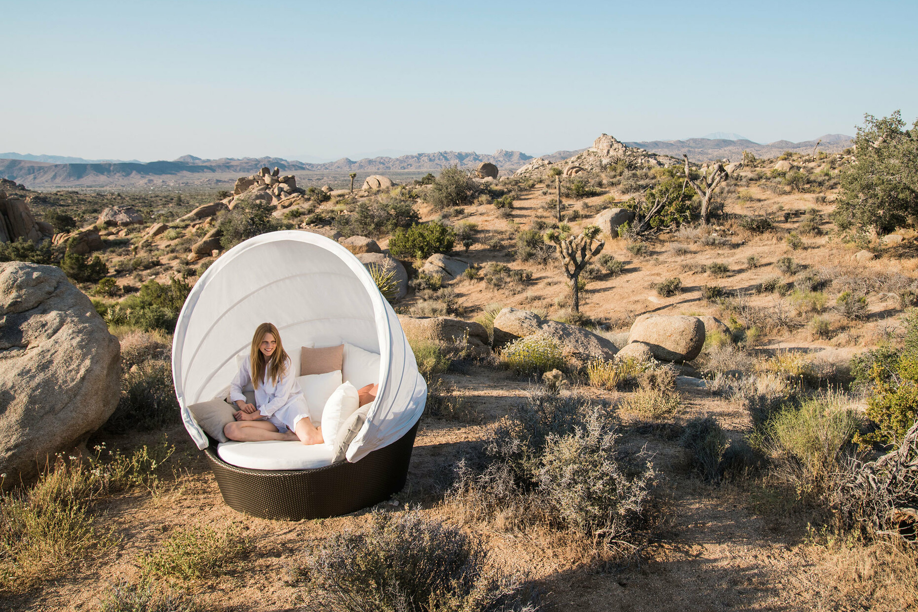 ORBIT loveseat by DEDON | STYLEPARK