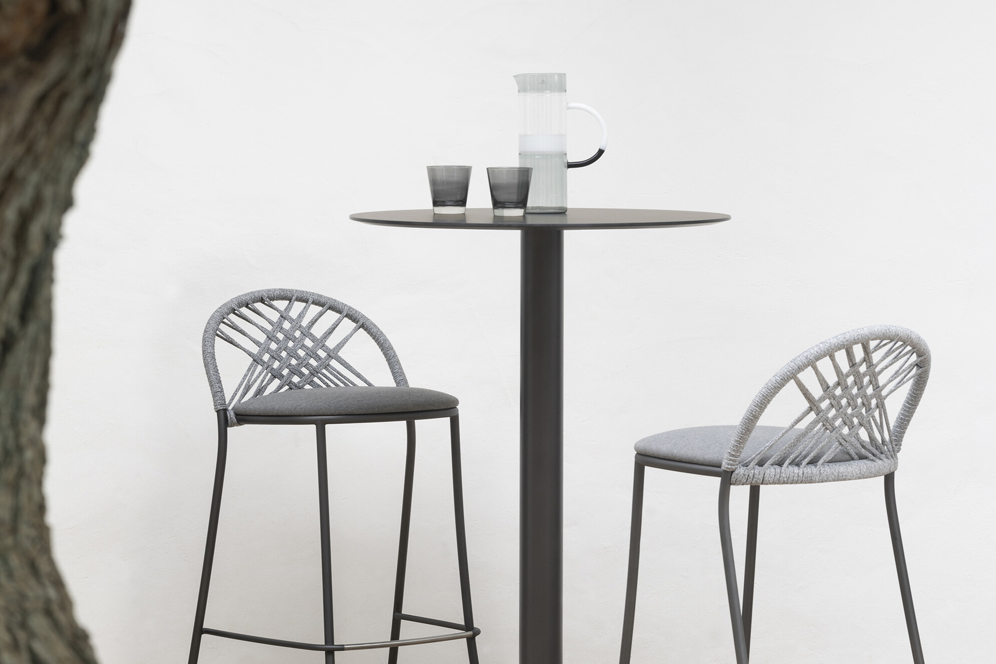 Petale hand-woven bar stool with diamond pattern C099 TA by Expormim | STYLEPARK